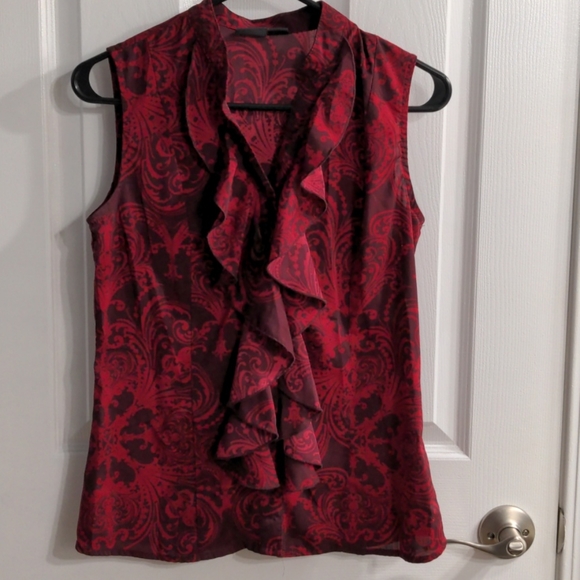 Covington | Tops | Covington Red And Burgundy Tank Button Down Blouse ...